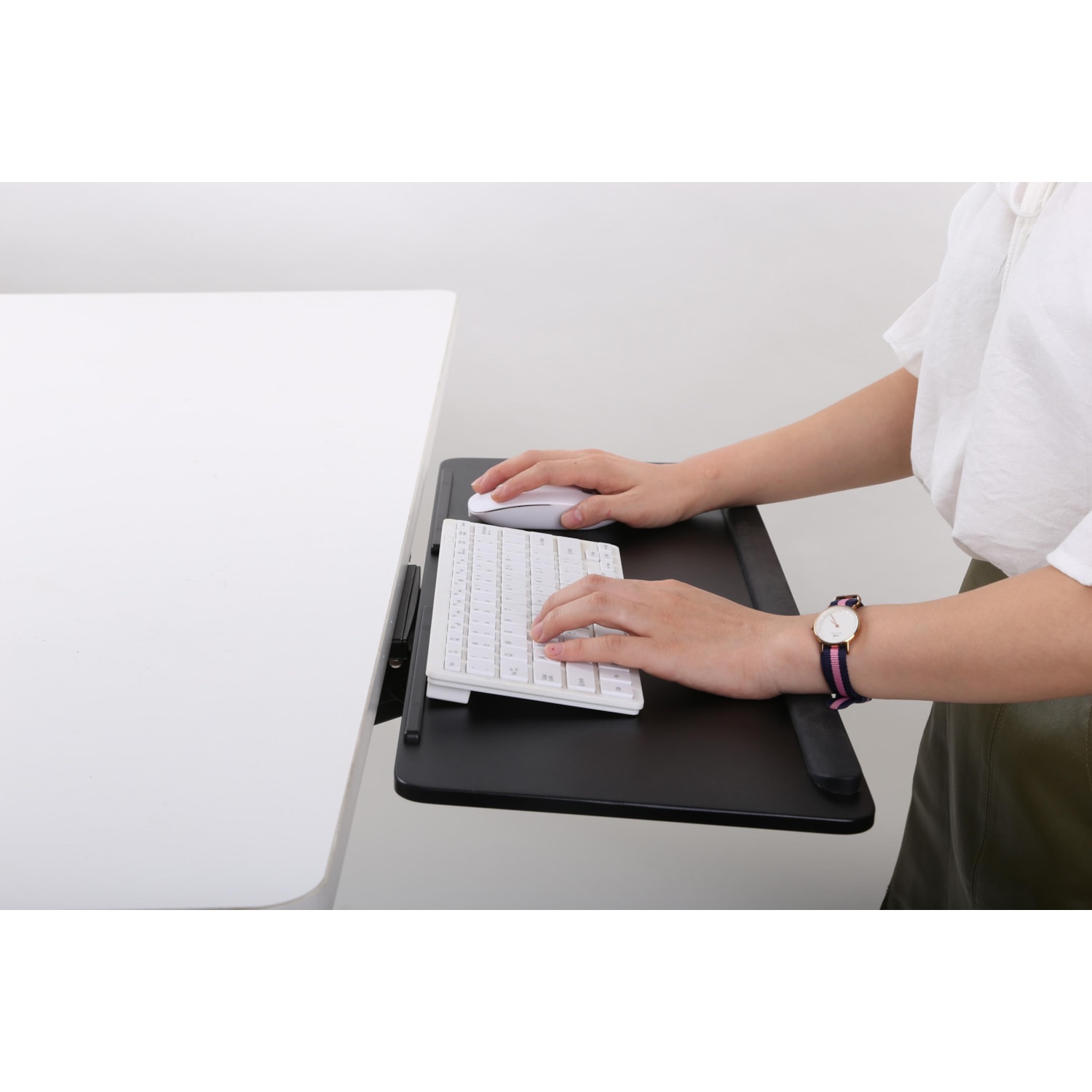 Hdl Articulating Keyboard Tray Black Grand And Toy