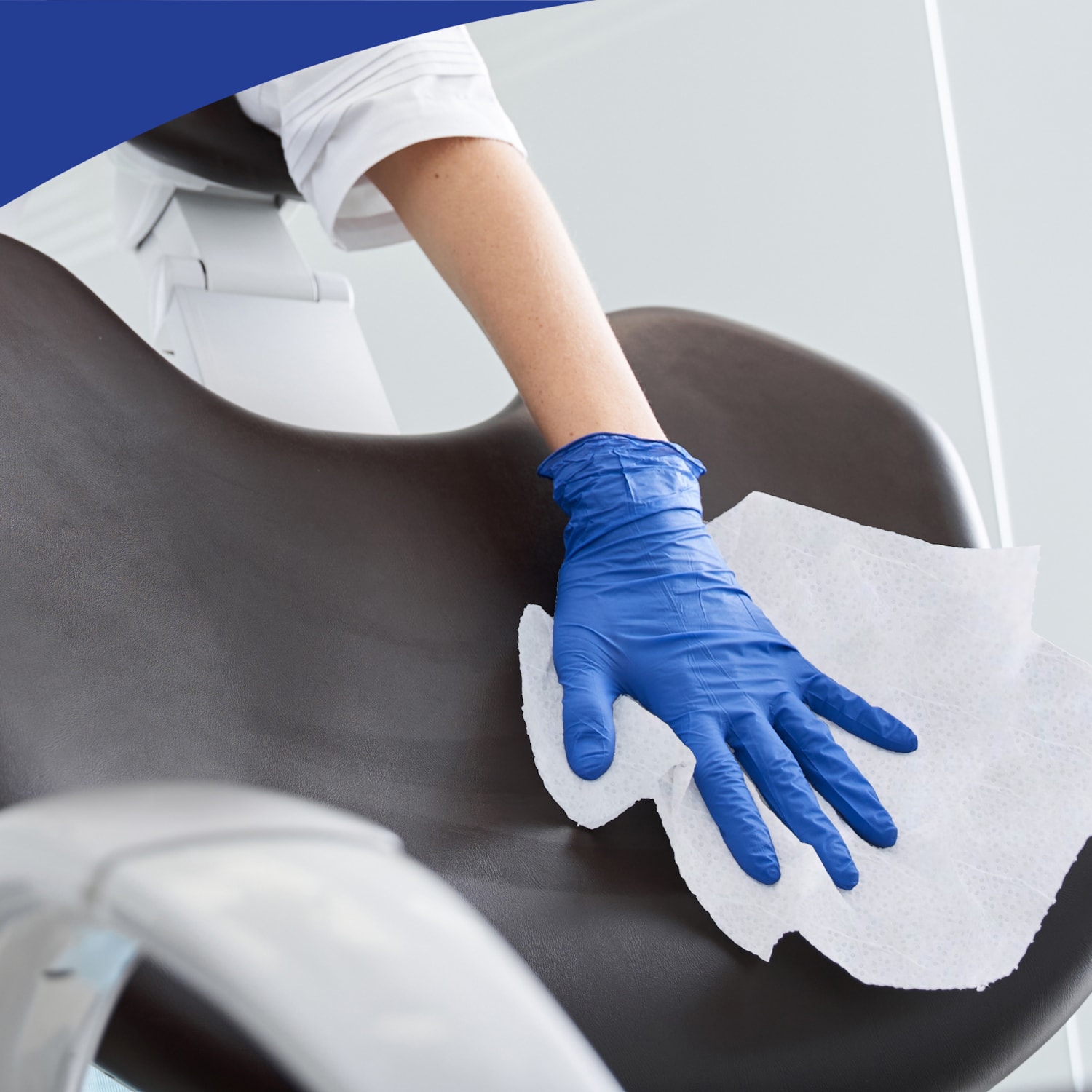 WypAll® Critical Clean Wipers for Bleach, Disinfectants, and Sanitizers ...