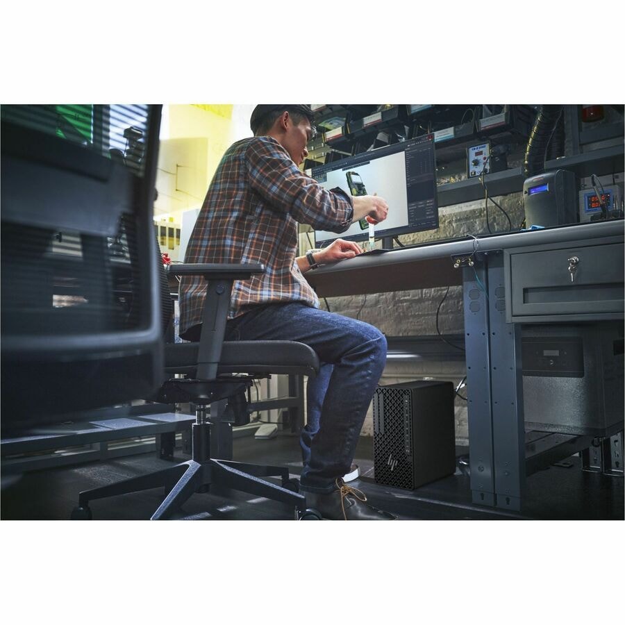 HP Z1 G1i Desktop Computer - Intel Core Ultra 9 285 - 64 GB - 1 TB SSD ...